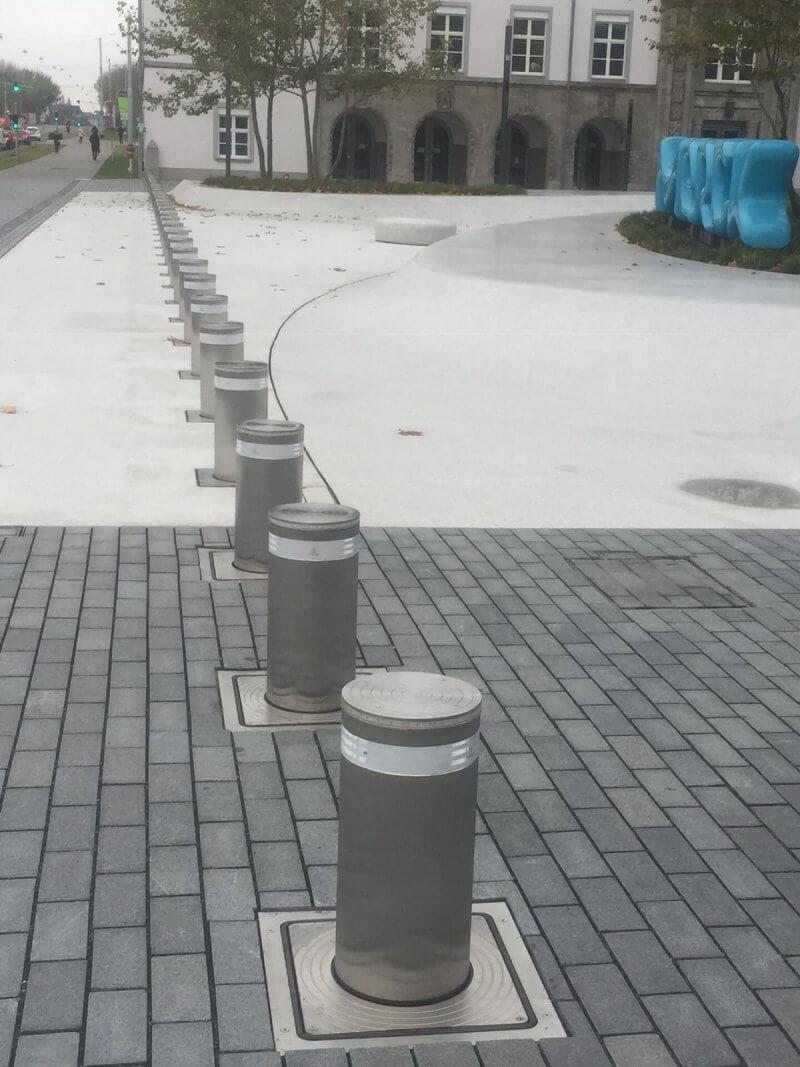 Pollersysteme Sicherung von öffentlichen Plätzen: Absperrungen